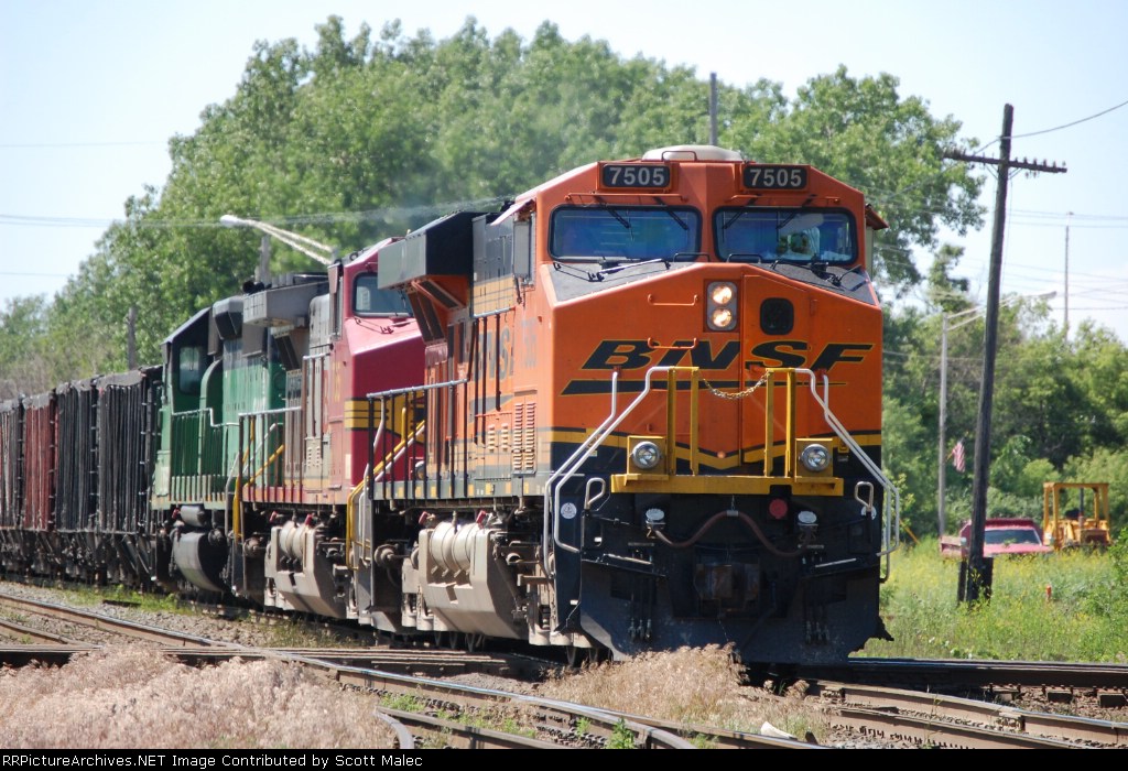 BNSF 7505